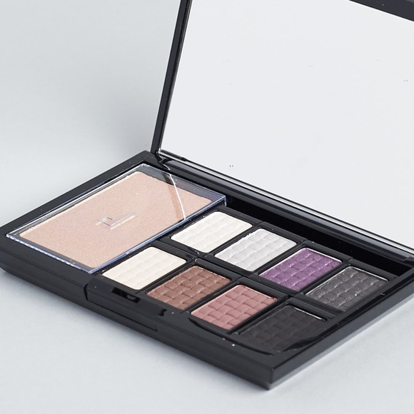 Doucce | Makeup | Doucce Freematic Face Palette In Smokey Nwt | Poshmark